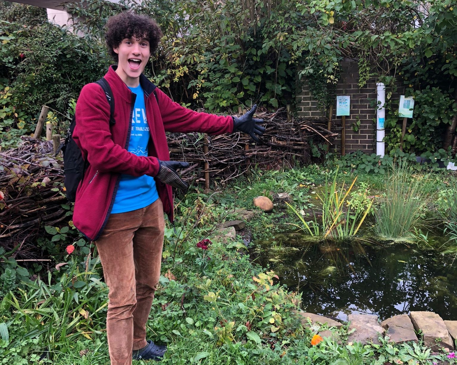 Student delivers biodiversity walk - Sustainability, University of York