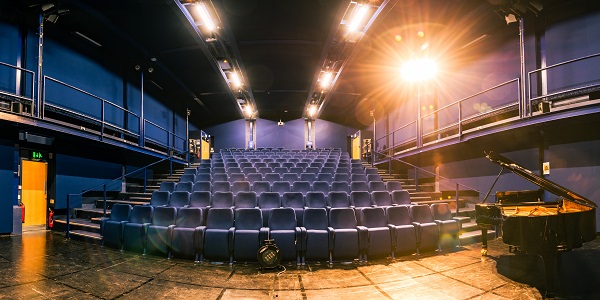 Performance venues - School of Arts and Creative Technologies ...